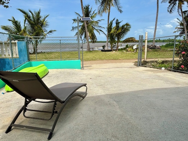 Mami Ana Beach House.10min Ferry Vieques/culebra. Beautifull, Excelent Location - Fajardo