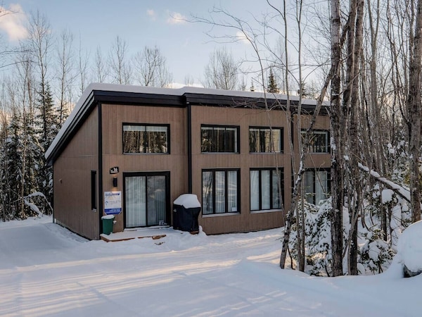 Hôtel à La Maison - Le Verseau, Golf Et Ski! - Thetford Mines