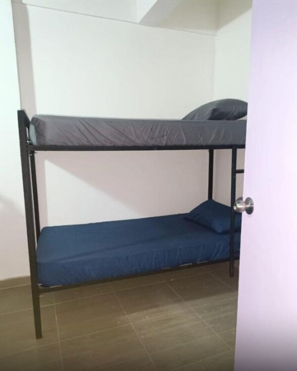 Hostal Pueblito Samario - Habitación Cuádruple Económica - Santa Marta