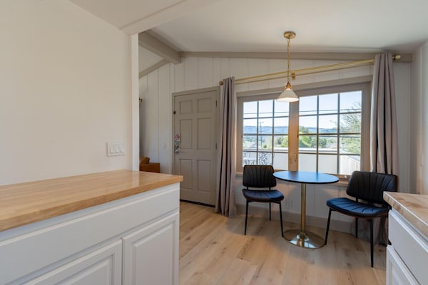 Newly Renovated Boutique Hotel In Heart Of Solvang, California - Dog Friendly - Solvang, CA