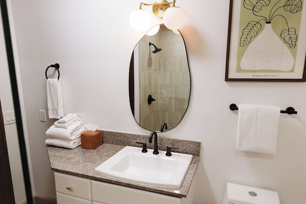Newly Renovated Boutique Hotel In Heart Of Solvang, California - Dog Friendly - Solvang, CA