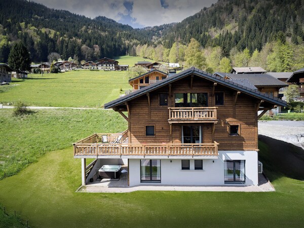 Lodge Skadi - Alpine Holiday For 8 With Spa - Ovo Network - Montriond