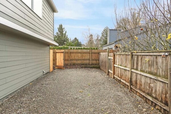 Pine River Estate - Salem, OR