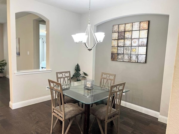 3\/2 | Short Drive To Stockyards| Patio | Bbq Grill - Lake Worth, TX