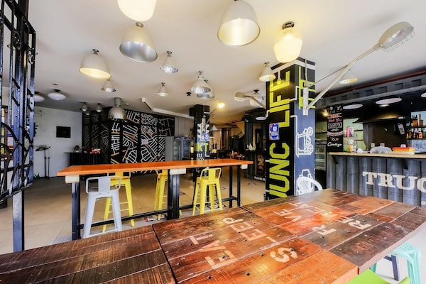 Cozy Dbl Hideaway At Trendy Junction Hostel,manila - Manila
