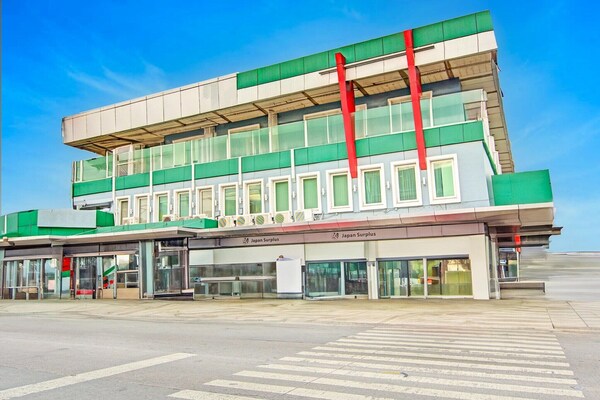 Chic Double Stay With Vip Vibes  Townhouse Touch - Manila