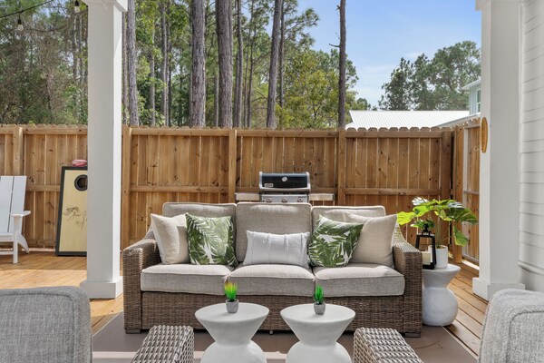 Priv Heated Pool + Hot Tub, Boat-friendly, Sleeps 16! | Good Times By Avantstay - Seaside, FL