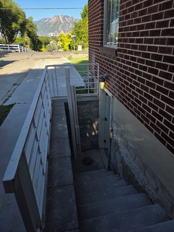 Cozy 1-bedroom Apartment In Wonderful Taylorsville With Wifi, Ac - West Jordan, UT