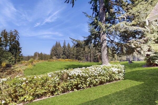 Scenic Golf Course Retreat In Mccormick Woods  A Golfers Paradise - Port Orchard, WA
