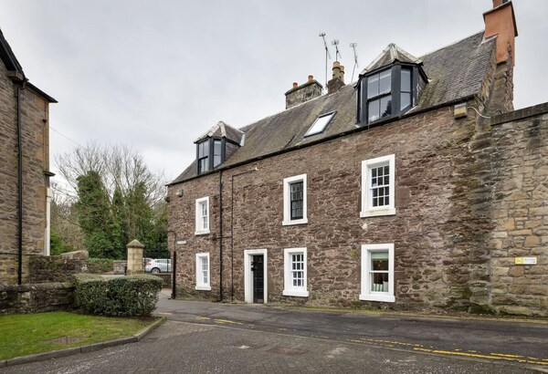 Bridgend Studio - Near Free Parking - Dunblane