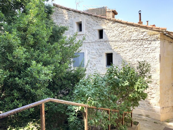 Charming, Typically Provencal House In The Historic Center - Arles