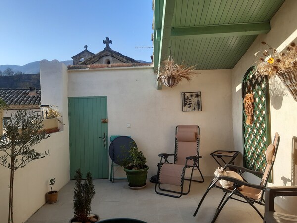 Au  Pied  Du Luberon - Maison Au Coeur Du Luberon Avec Vue Imprenable - Rustrel
