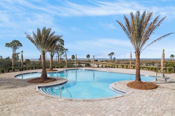 Spacious 5 Bed Home In Port St Joe, Fl With Golf Cart, Wifi, Ac - Mexico Beach, FL