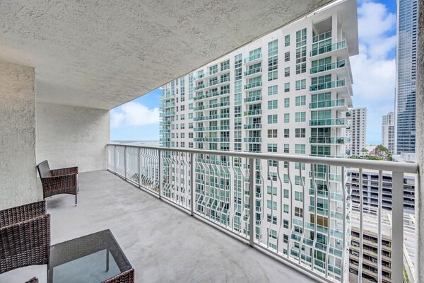 Elegant 1 Br Retreat In Brickell W/ Free Parking - Miami