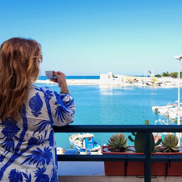 Directly Overlooking The Harbor A Few Meters From The Cathedral - Trani