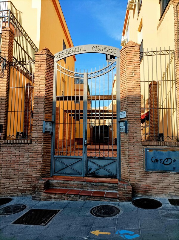 Cisneros Royal Apartment - Granada - La Zubia