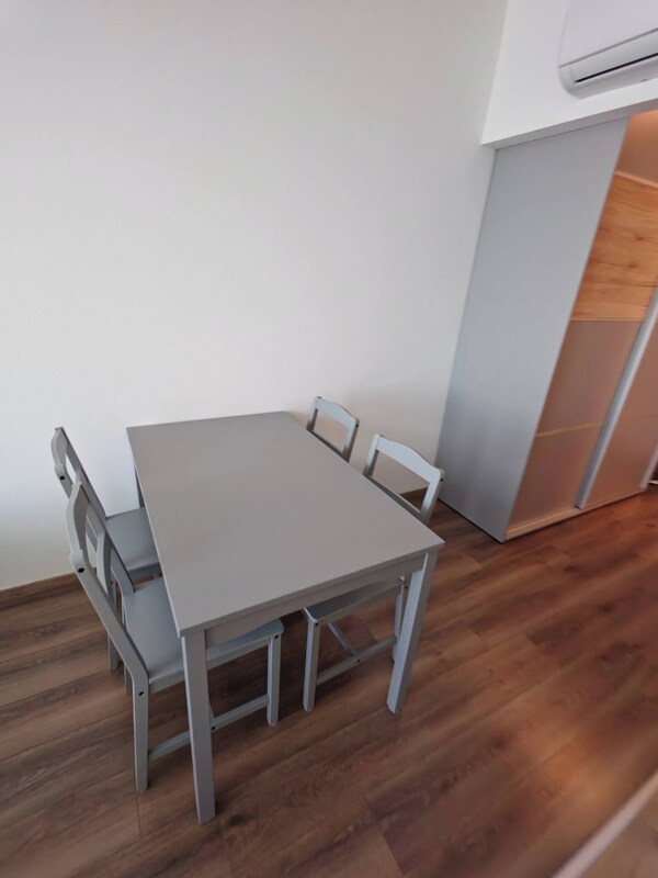 Moderner Studio-rückzugsort Im Boróka-park, Kecskemét - Kecskemét