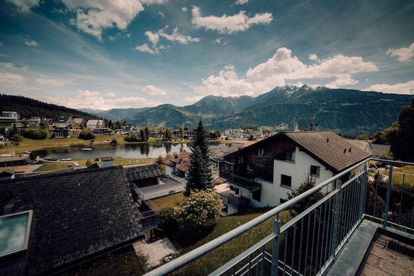 Luxuriöse Seeblick-wohnung, Balkon & Gratis Parken - Laax