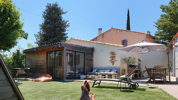 Véritable Petit Cocon Au Pied Du Garlaban Avec Piscine - Roquevaire