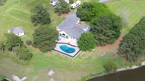 Spacious 7-bedroom Property With Guest House, Wifi, Ac In Lovely Cambridge - Chesapeake Bay