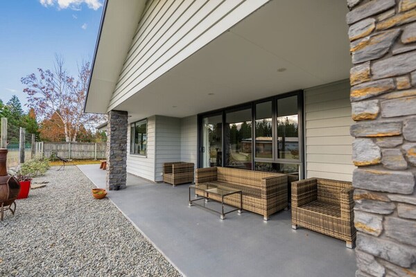 Southern Comfort, Twizel - Twizel