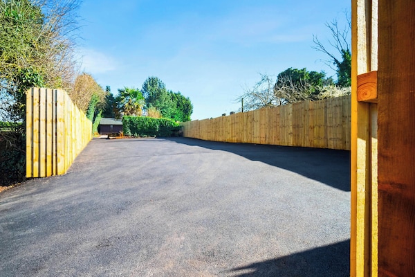 Spacious, Cosy & Chic Cottage With Hot Tub - Malvern Hills
