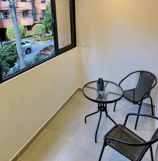 Kasa Cactus Laurels Medelllin/ Breakfast Included. - Copacabana