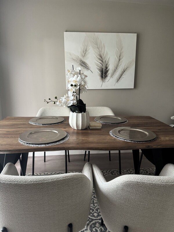 Neat Cozy Family Friendly Home - Georgina