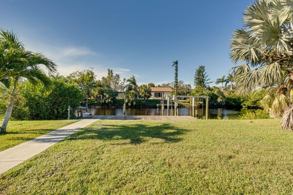 3br Waterfront Home W/ Dock & Canal Access - Punta Gorda, FL