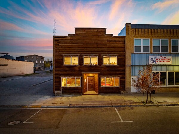 Sleepy Saddle Saloon-hot Tub-historic-renovated - Ashton, ID