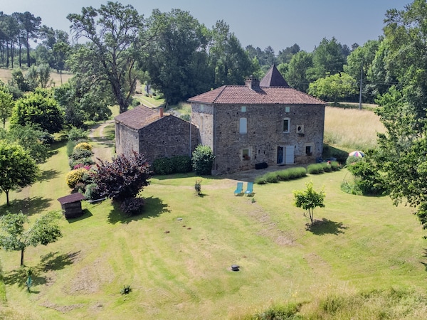 Petit Gîte Confortable Au Milieu Du Nature - Puy-l'Évêque