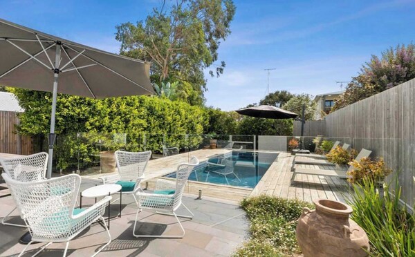 Luxury Retreat With Pool In Top Location. - Ocean Grove