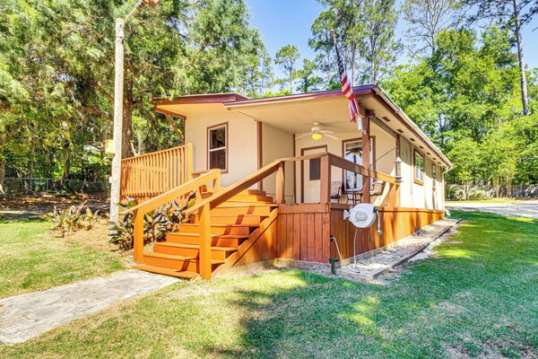 Steps To Lake Talquin: Tranquil Cabin W/ Deck - Lake Talquin State Forest, Tallahassee