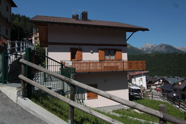Comfortable Apartment: Special Your Stay In The Majestic Dolomites - Sappada