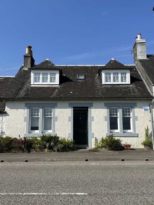 Cosy Cottage Stunning Loch Fyne Views &Wood Burner - Inveraray