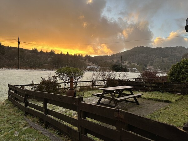 Cosy 2 Bedroom Cottage Sleeping 6 With Wood Burner - Lochgilphead