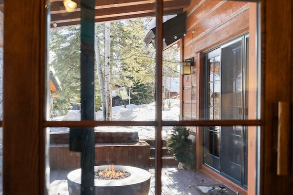The Four Reasons Cottage - Tamarack Ski Resort, ID