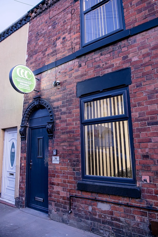 Exclusive Modern Newly Refurbished Home / Central Location - Stoke-on-Trent