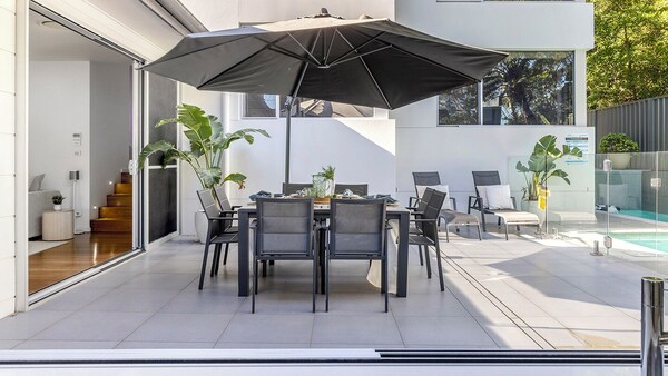 Sea Vista At Shoal Bay - Heated Pool, Fireplace And Views - Shoal Bay