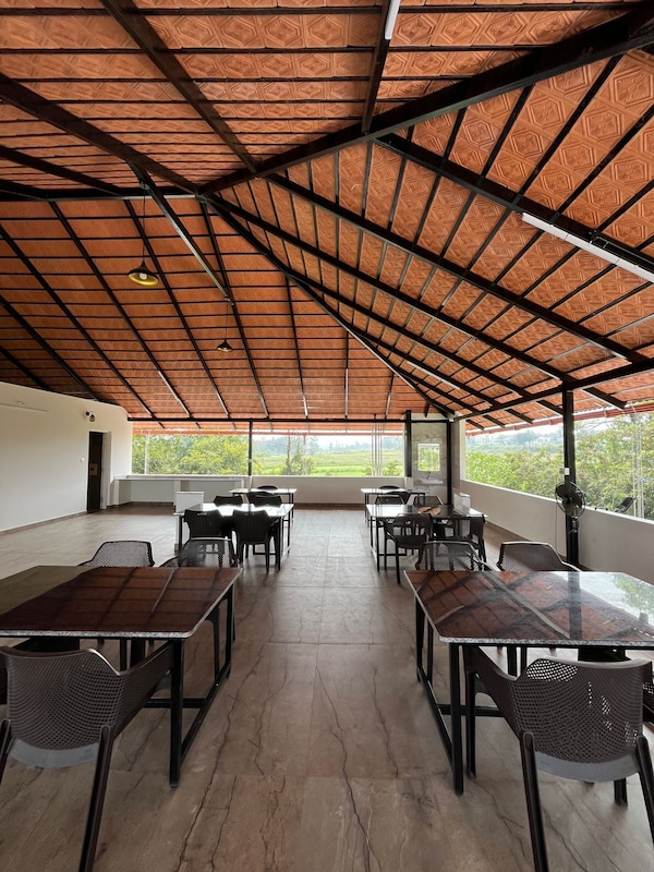 Cozy House In Fabulous Chikkamagaluru With Ac, Wifi - Chikmagalur