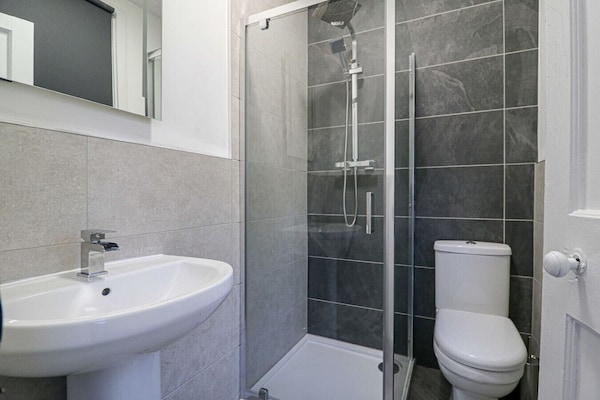 Beautiful Ground Floor Flat - イギリス エア