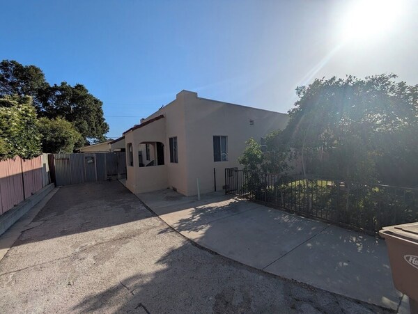 30% Off July 4-6! 2 Br Retreat, Great Location - Ventura, CA