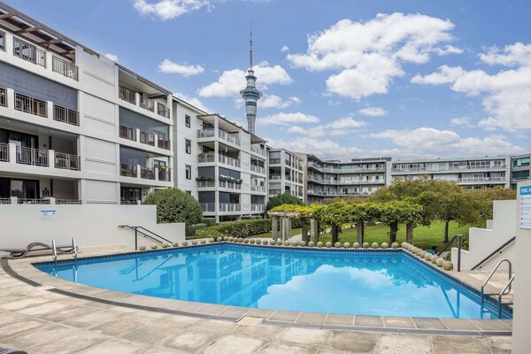 Modern Viaduct Apartment W Pool,gym,skytower Views - Gion