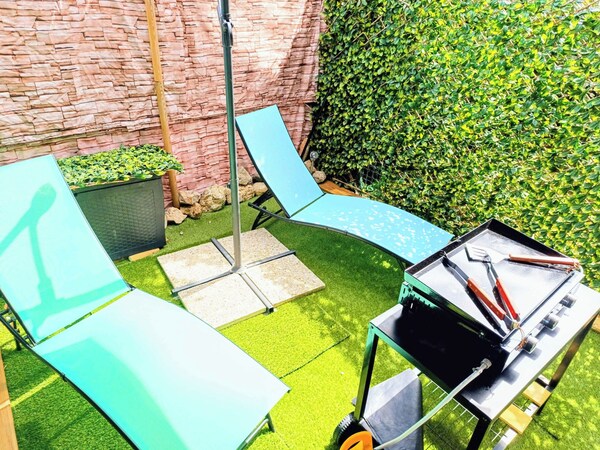 Well Equipped Studio With Terrace, Sanary-sur-mer - Sanary-sur-Mer