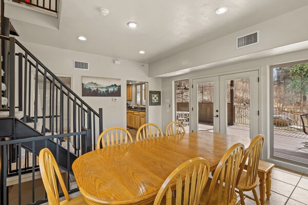 Mountain Cabin With Massive Game Room And Gorgeous Views - Mount Lemmon, AZ