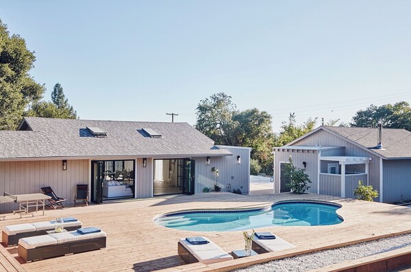 Elegant Wine Country Getaway. Pool, Hottub. 5 Minutes To Sonoma Plaza & Wineries - Napa Valley, CA