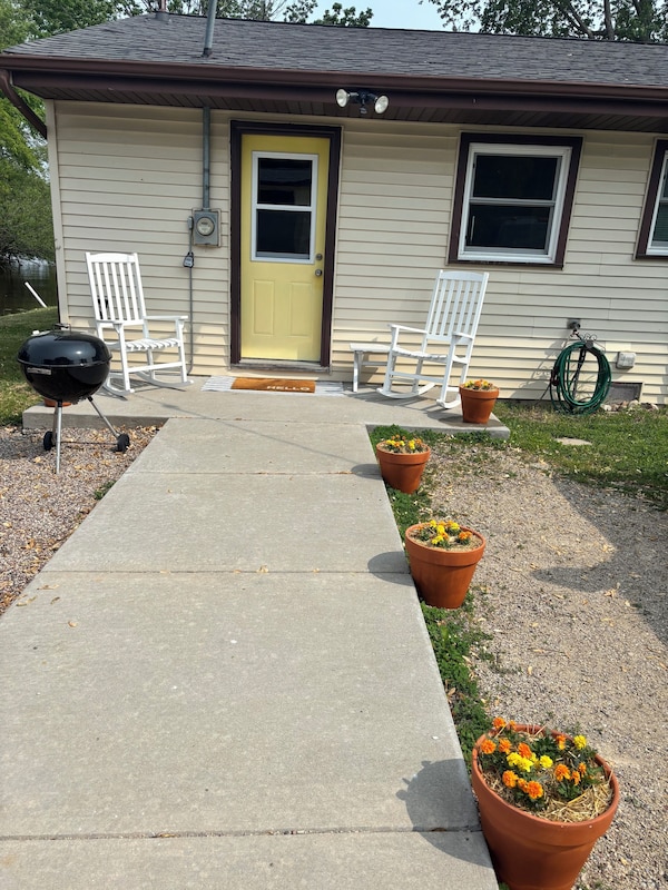 Charming Home On Lake Poygan - Fremont, WI