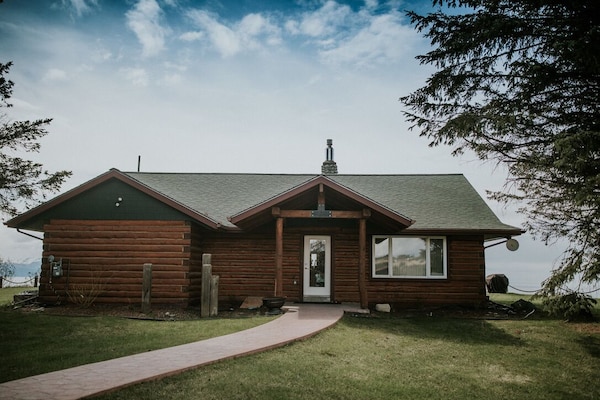 Station Twelve ~ Ranger Station Views - Homer, AK