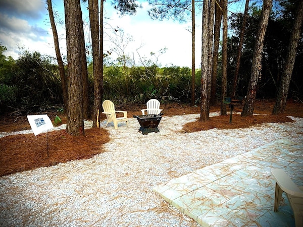 Luzury 5th Wheel On The Ms Gulf Coast With Access To All Campground Amenities. - Mississippi