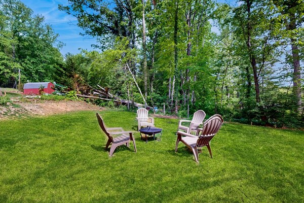 Cozy Home In Hendersonville With Close Proximity To Local Attractions - Hendersonville, NC